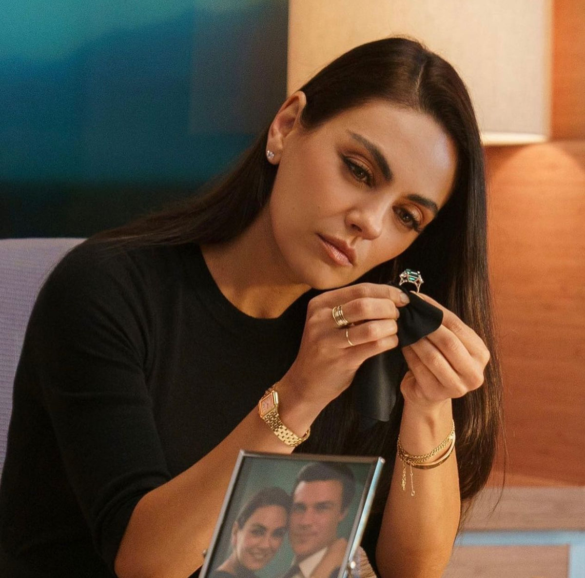 Types of Emerald Color Hues: Guide to Understanding the Variations