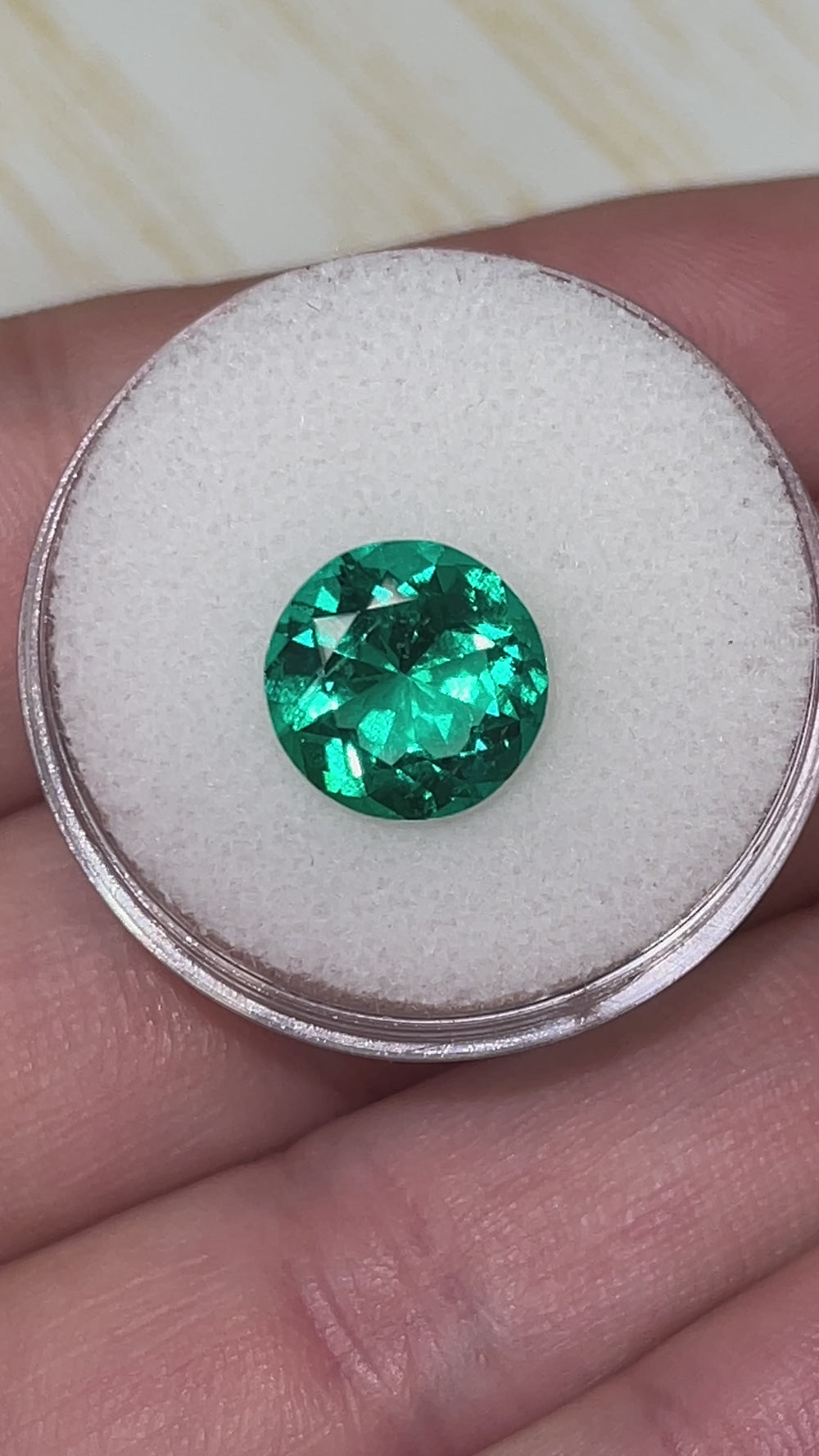 2.71 Carat 10x10 AAA+ Drop of Oil Minor Oil Natural Round Loose Colomb